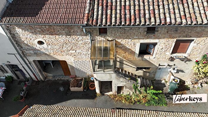 Maison 3 pièces à Uchizy, à vendre