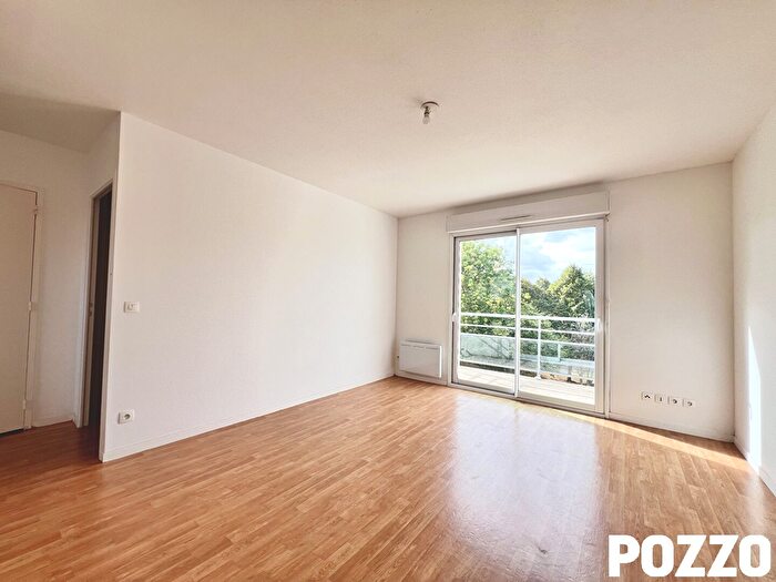 Saint-Lô, Sud : Appartement 2 pièces à louer