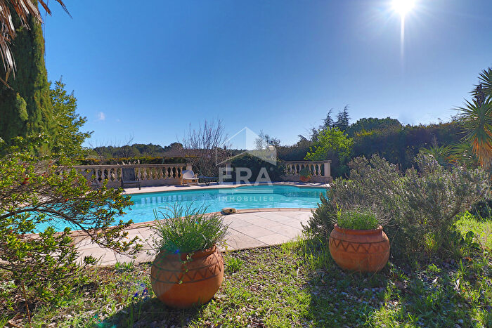 Maison 5 pièces à Saint-Savournin, à vendre