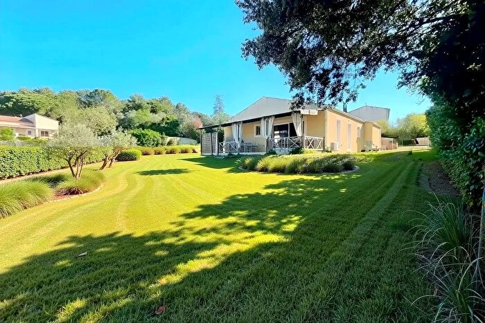 Maison à vendre - Beauvoisin - 4 pièces - 3 chambres