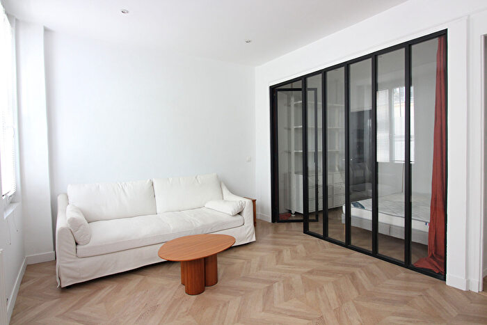 Appartement à vendre - Levallois-Perret, Front de Paris - 2 pièces - 1 chambre