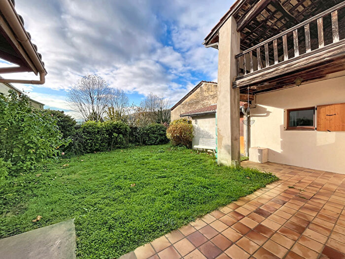 Maison à vendre - Saint-Uze - 6 pièces - 4 chambres