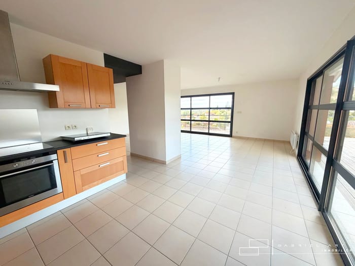 Maison 4 pièces à vendre à Preignan
