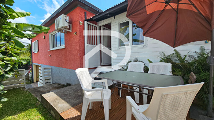 Maison à vendre - Le Tampon, Centre-ville - 3 pièces - 2 chambres