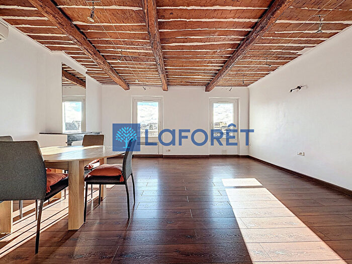 Appartement à louer - Draguignan, Centre-ville historique - 4 pièces - 3 chambres