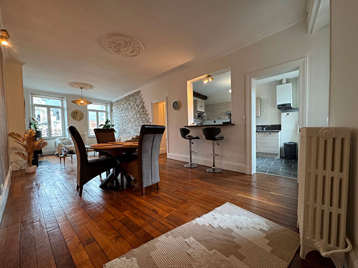 Appartement à vendre - Charleville-Mézières, Les Faubourgs - 3 pièces - 2 chambres