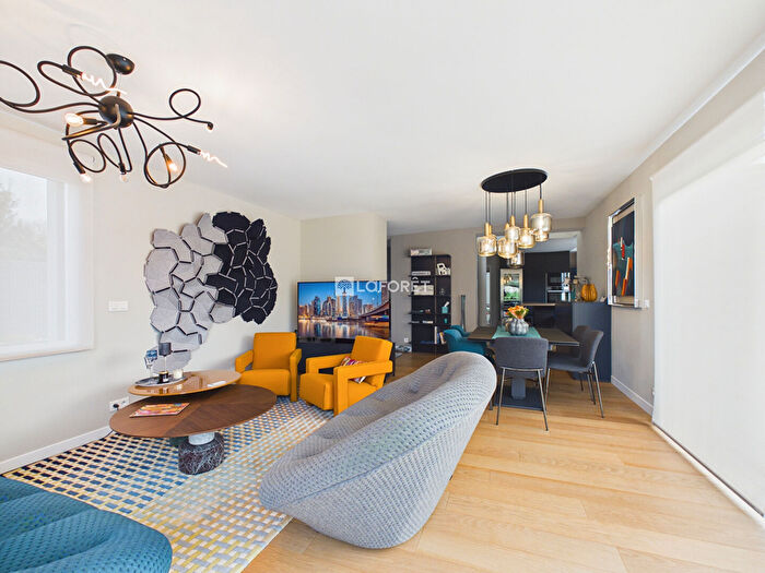 Maison à vendre - Plonéour-Lanvern - 4 pièces - 3 chambres