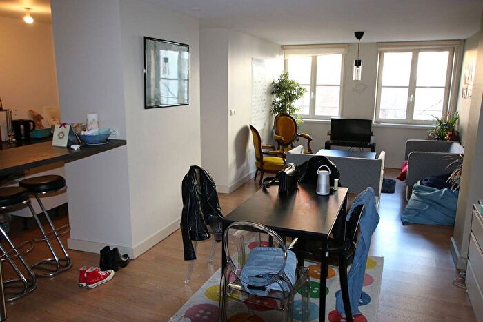 Appartement 3 pièces à Vieux Lille, à louer
