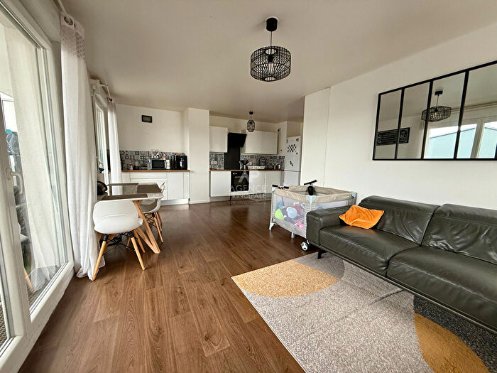 Appartement à vendre - Carrières-sous-Poissy, Bords de Seine, Ile de la Dérivation - 4 pièces - 3 chambres