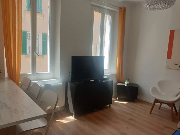 Appartement 3 pièces à louer à Toulon