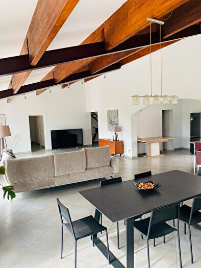 Appartement à vendre - Arles, Pont de Crau, Moulès - 4 pièces - 3 chambres