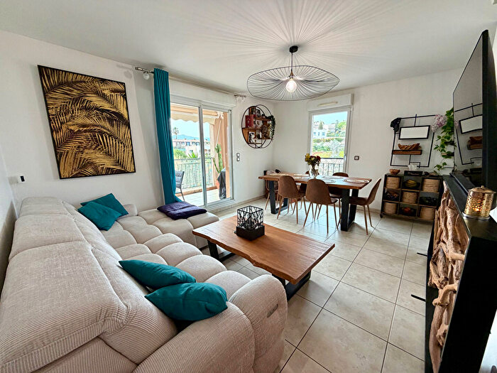 Appartement à vendre - Nice, Lanterne - 2 pièces - 1 chambre