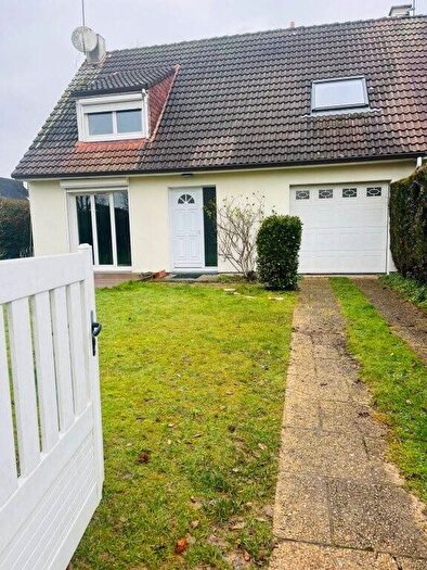 Maison à louer - Le Chapitre, Bihorel - 4 pièces - 3 chambres