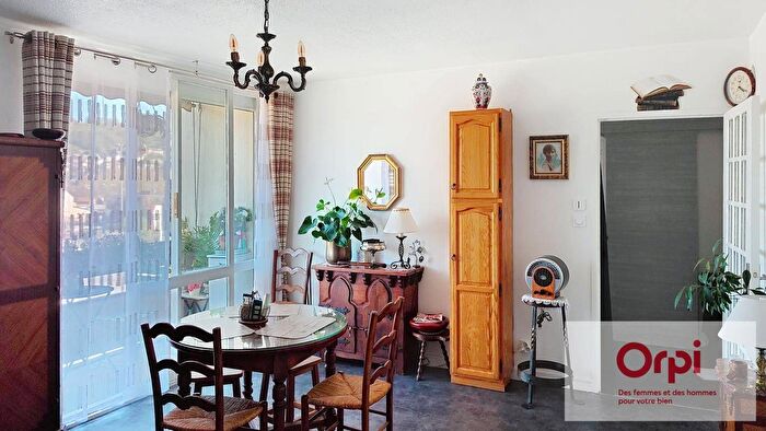 Appartement à louer - Urbain, Terrasson-Lavilledieu - 1 pièce