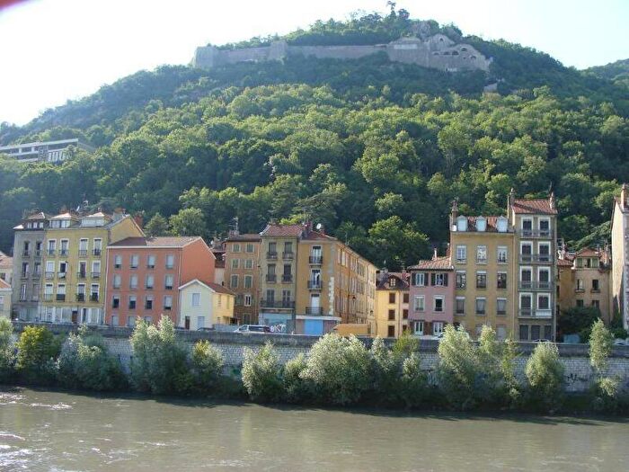 Saint Laurent, Grenoble : Appartement 1 pièce à louer