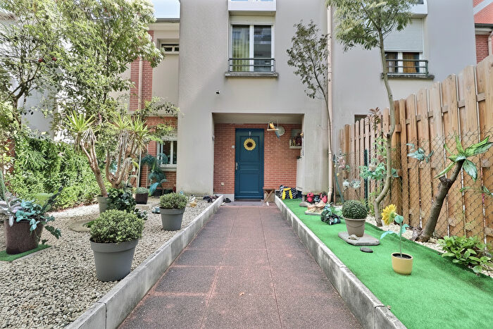 Appartement 4 pièces à vendre - Saint-Denis, La Plaine Saint-Denis