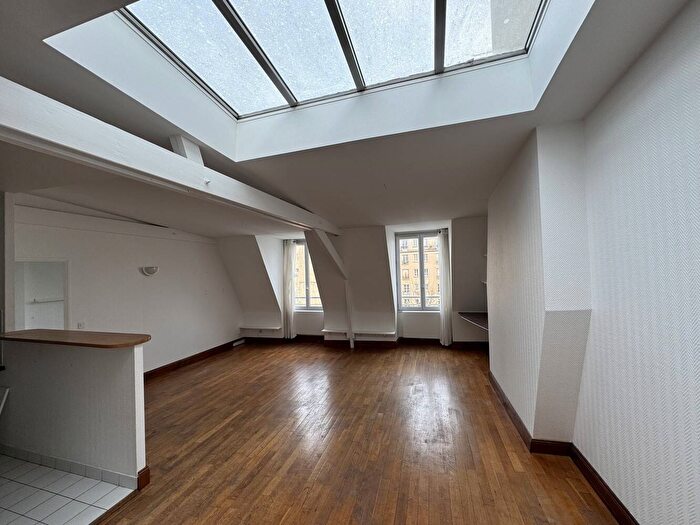 Appartement à louer - Batignolles-Cardinet, Paris ème arrondissement - 2 pièces