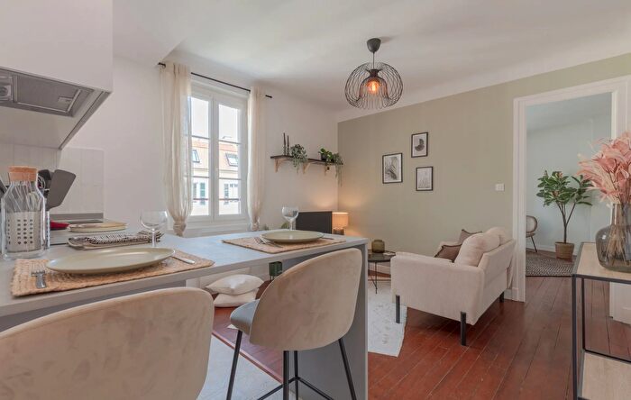 Appartement à vendre - Pau, Centre-ville - 2 pièces - 1 chambre