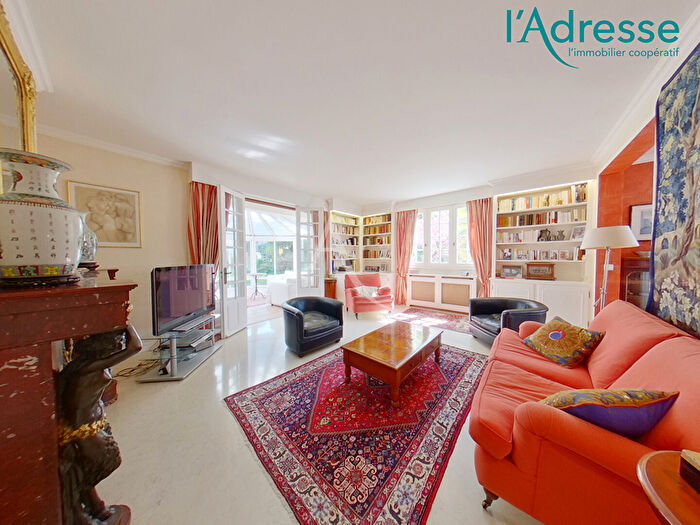 Maison 7 pièces à vendre à Champs-sur-Marne, Centre-ville