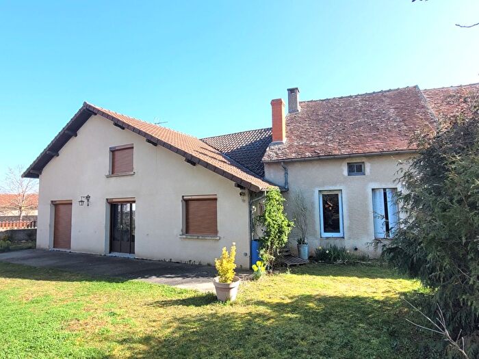 Maison à vendre - Saint-Quintin-sur-Sioule - 7 pièces - 2 chambres
