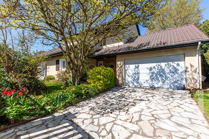 Maison 7 pièces à vendre - Rochefort-en-Yvelines