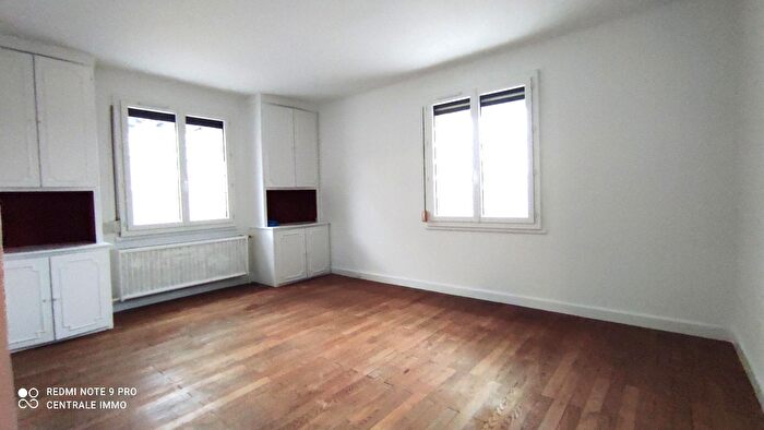 Appartement à louer - Lyon e , Vaise, Rochecardon - 2 pièces - 1 chambre