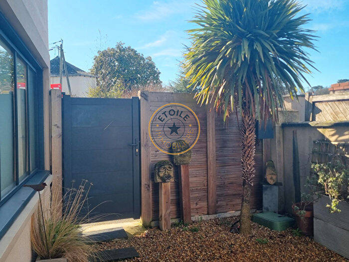 Maison à vendre - Rochefort-sur-Loire - 6 pièces - 5 chambres