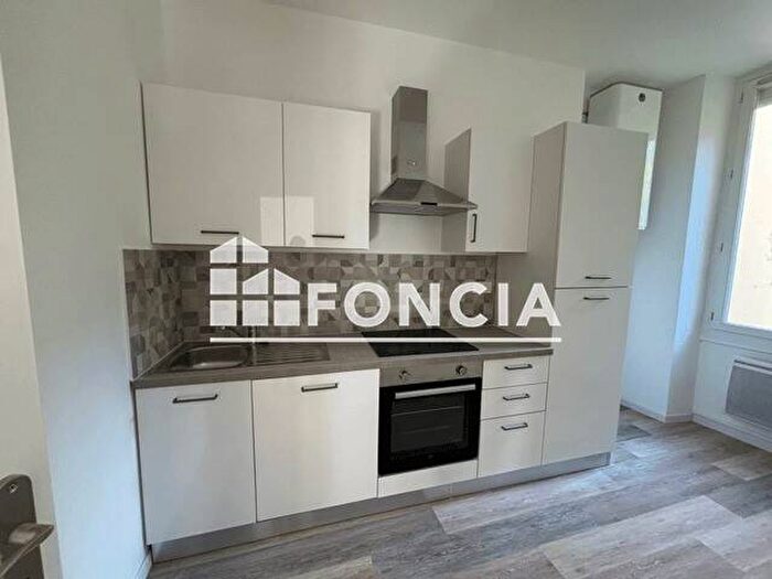 Appartement à louer - Saint Lambert, Marseille ème arrondissement - 2 pièces - 1 chambre