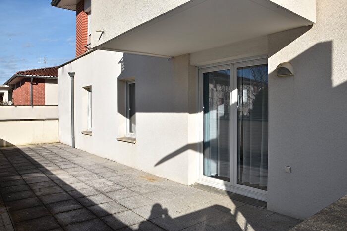 Appartement à vendre - LIsle-Jourdain - 4 pièces - 3 chambres