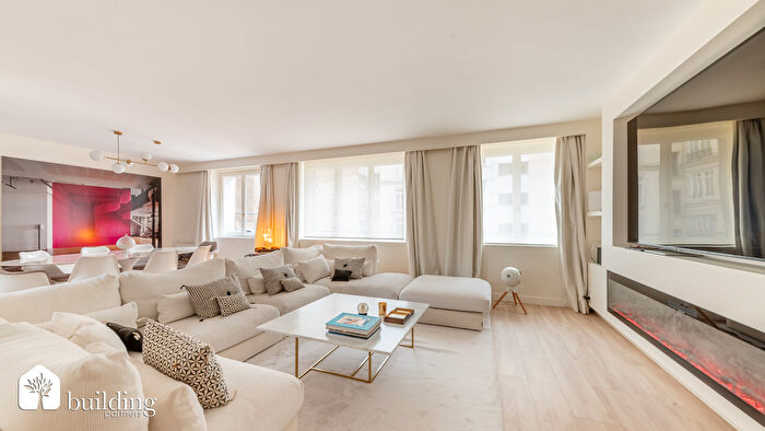 Paris 16ème, Dauphine : Appartement 5 pièces à vendre