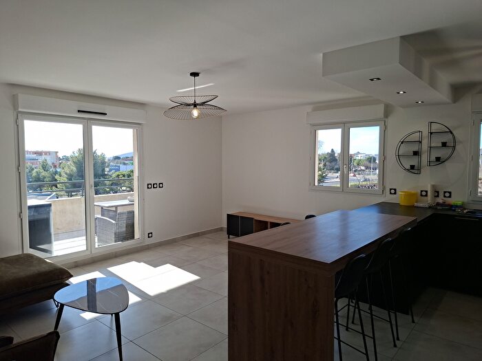 Appartement à louer - Montpellier, Croix dArgent - 3 pièces - 2 chambres