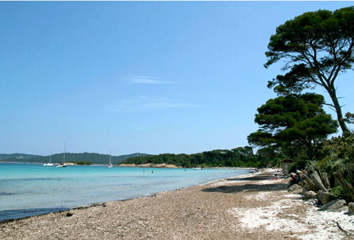 Appartement à vendre - Hyères, Pyanet - 2 pièces - 1 chambre