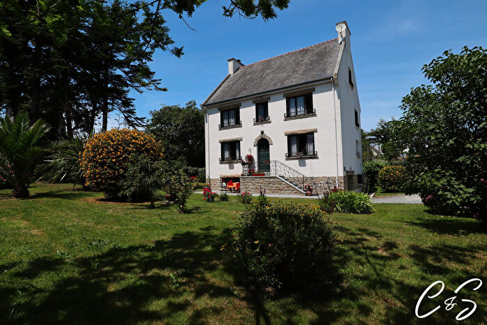 Maison à vendre - Audierne - 7 pièces - 5 chambres