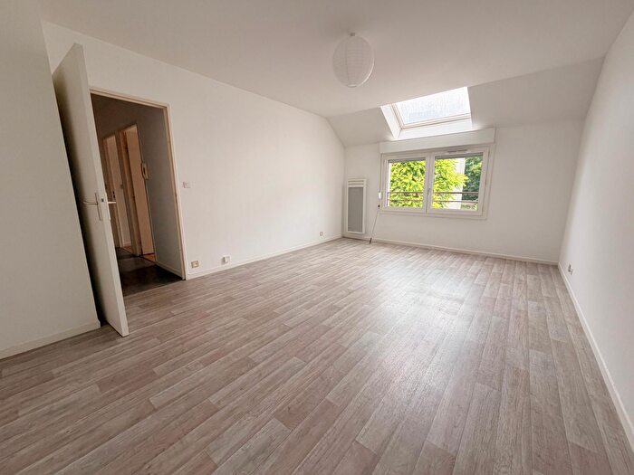 Orléans, La Madeleine, Saint-Laurent : Appartement 2 pièces à vendre