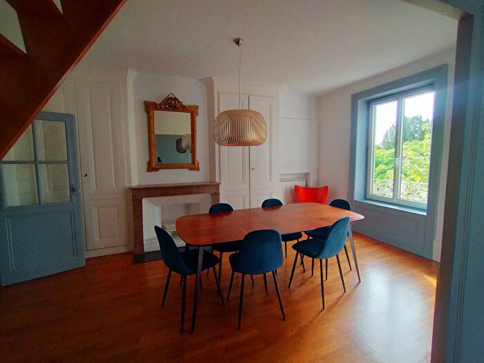 Ouest, Saint-Cyr-au-Mont-dOr : Appartement 3 pièces à louer