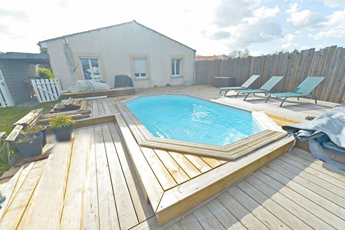 Maison 5 pièces à vendre à Cozes