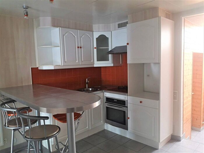 Maison à louer - Rezé - 3 pièces - 2 chambres