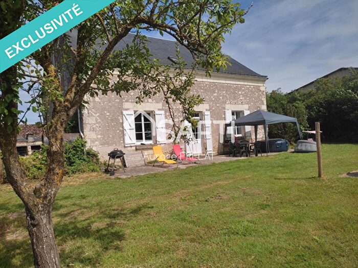 Maisons à vendre et appartements à louer - 1