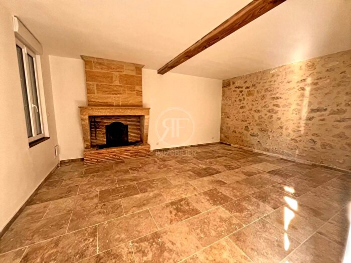 Maison 5 pièces à louer à Saint-Philippe-dAiguille