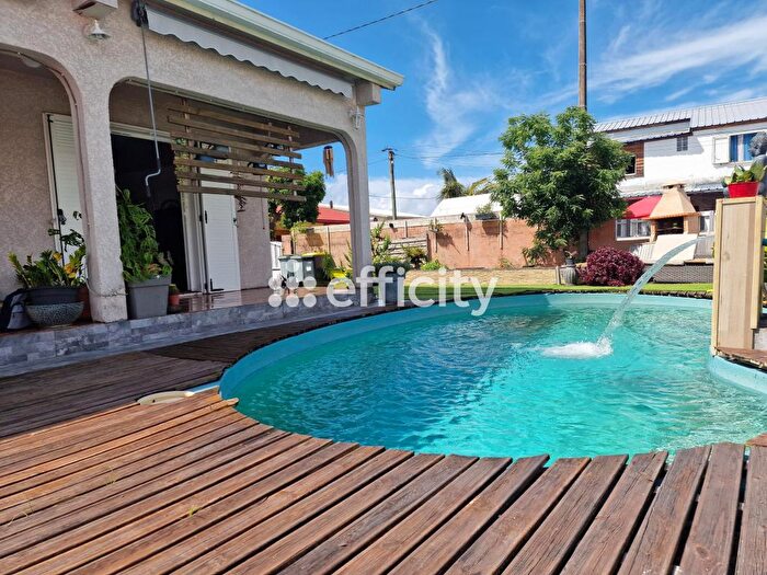 Maison à vendre - Bras-Panon, Rivière des Roches - 5 pièces - 4 chambres