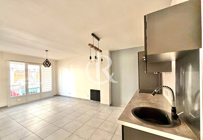 Appartement 2 pièces à vendre à Hyères, Gare, Godillot