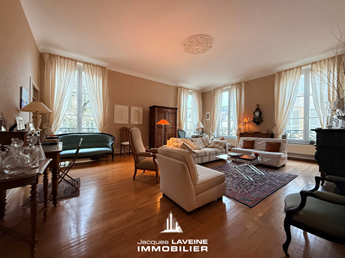 Appartement à vendre - Metz, Centre-ville - 6 pièces - 4 chambres