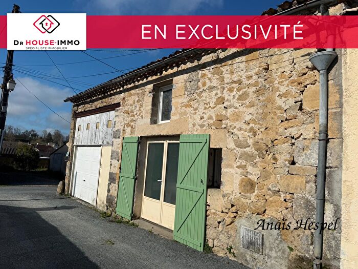 Maison à vendre - Sauveterre-de-Guyenne - 5 pièces - 4 chambres