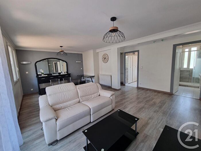 Appartement à louer - Tarbes, Vugnemale, Martinet - 3 pièces - 2 chambres