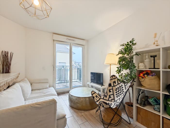 Villiers-sur-Marne, Centre-ville : Appartement 2 pièces à vendre