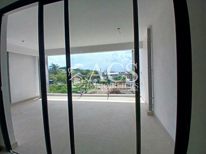 Le Marin : Appartement 3 pièces à louer
