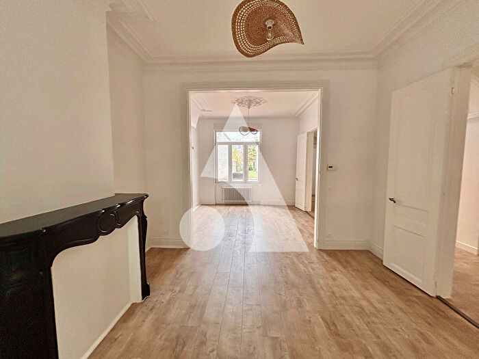 Maison à vendre - Valenciennes, Quesnoy, Delsaux, Musée, Cannoniers, Gare - 5 pièces - 4 chambres