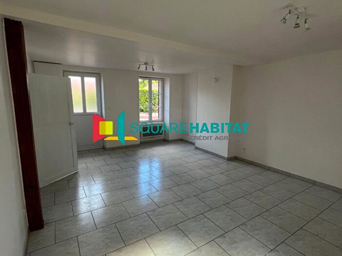 Maison à louer - Montcresson - 3 pièces - 2 chambres