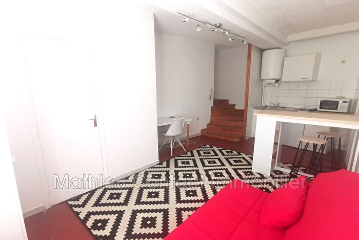 Appartement 1 pièce à Nîmes, à louer