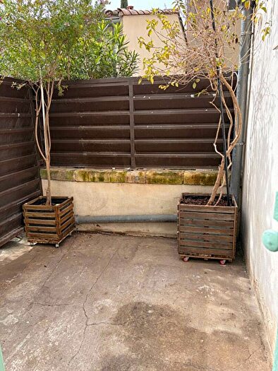 Appartement à louer - Centre, Châteaurenard - 2 pièces - 1 chambre